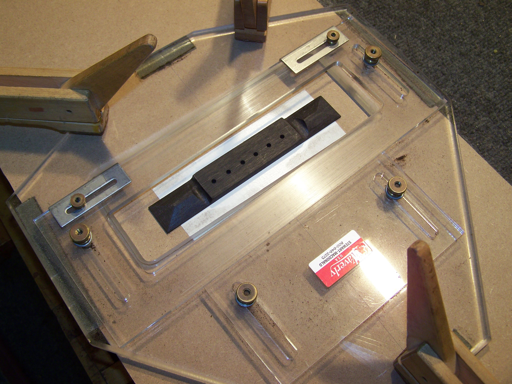 Steven Kovacik-Luthier"