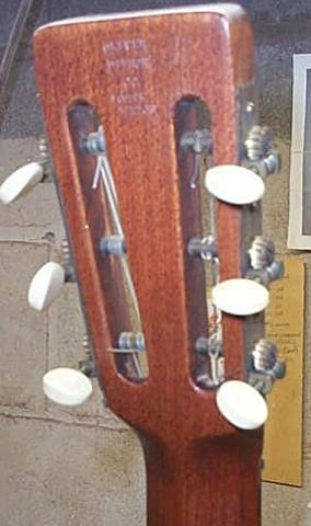Steven Kovacik-Luthier"